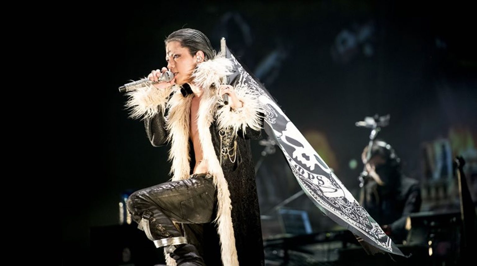 搖滾大神 HYDE 暌違五年發新專《HYDE [INSIDE]》，宣告 11 月來台！ - MeMeOn 迷迷音