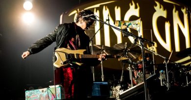 憂鬱絕望時只想聽又病又黑暗的歌！ 日本黑暗歌曲整理 - MeMeOn 迷迷音