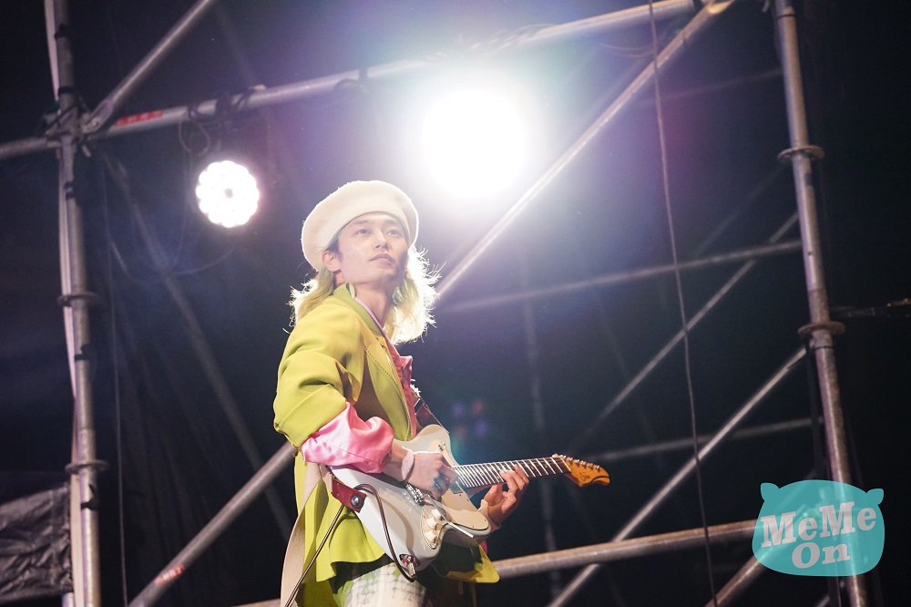 現場 / Cody‧Lee(李) 參戰浮現祭 愛台灣寫身上 - MeMeOn 迷迷音