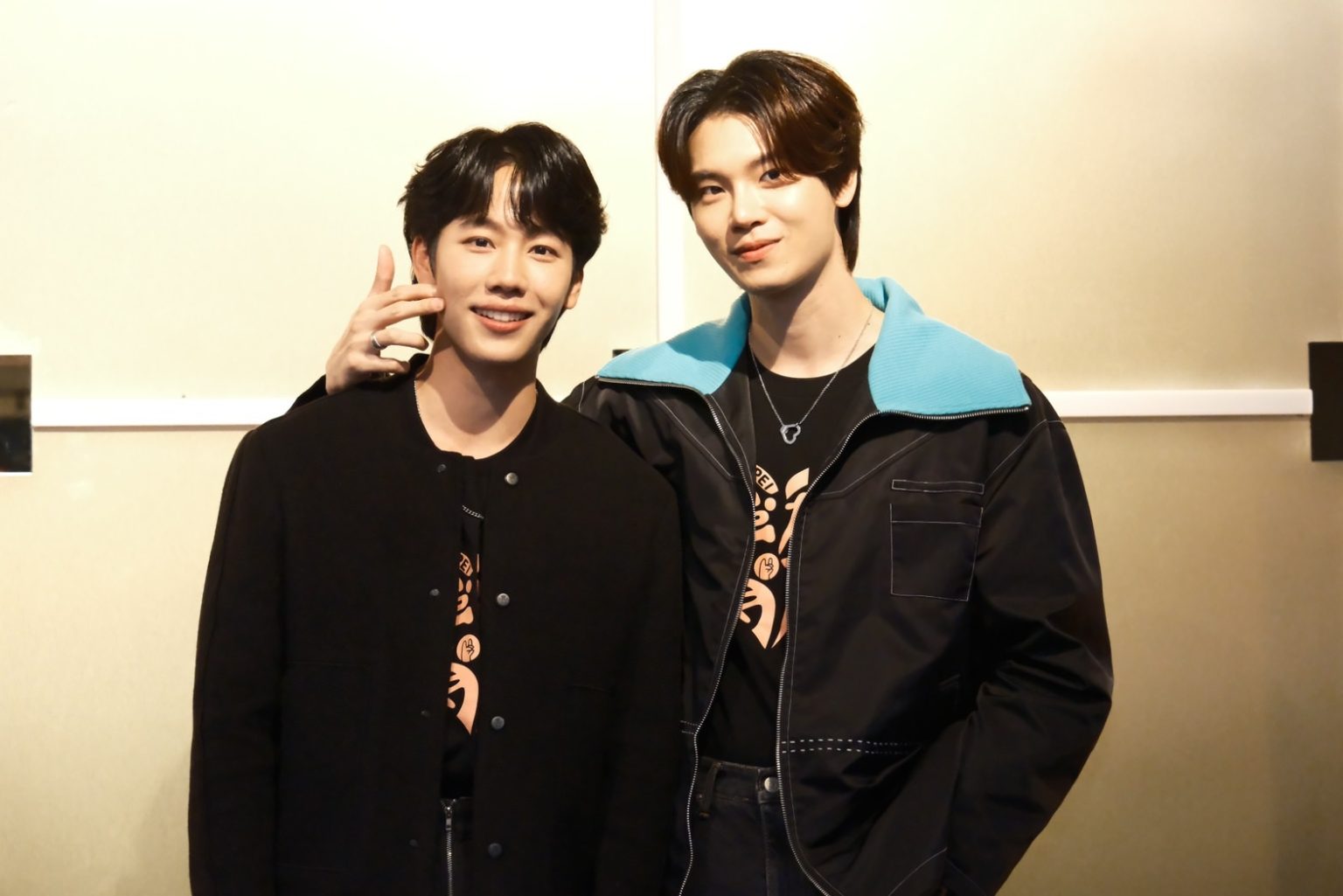 訪問 ／泰國CP YinWar 來台互餵水餃 和粉絲唱 KTV 玩海帶拳 - MeMeOn 迷迷音