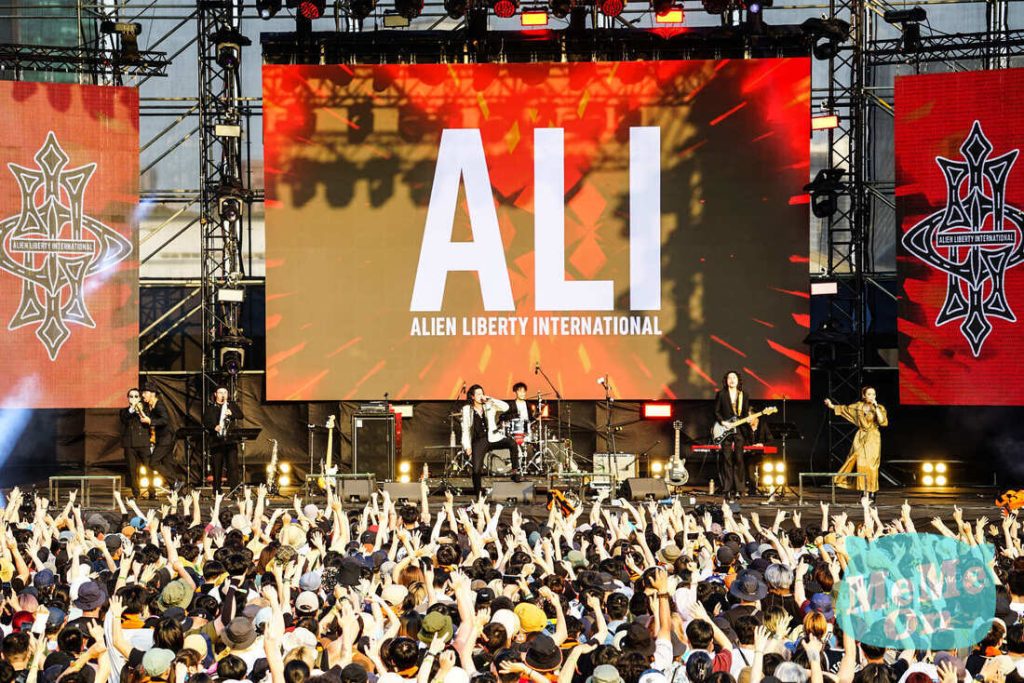 現場 / ALI 二度來台登 大港開唱 「我想投胎台灣人！」 - MeMeOn 迷迷音