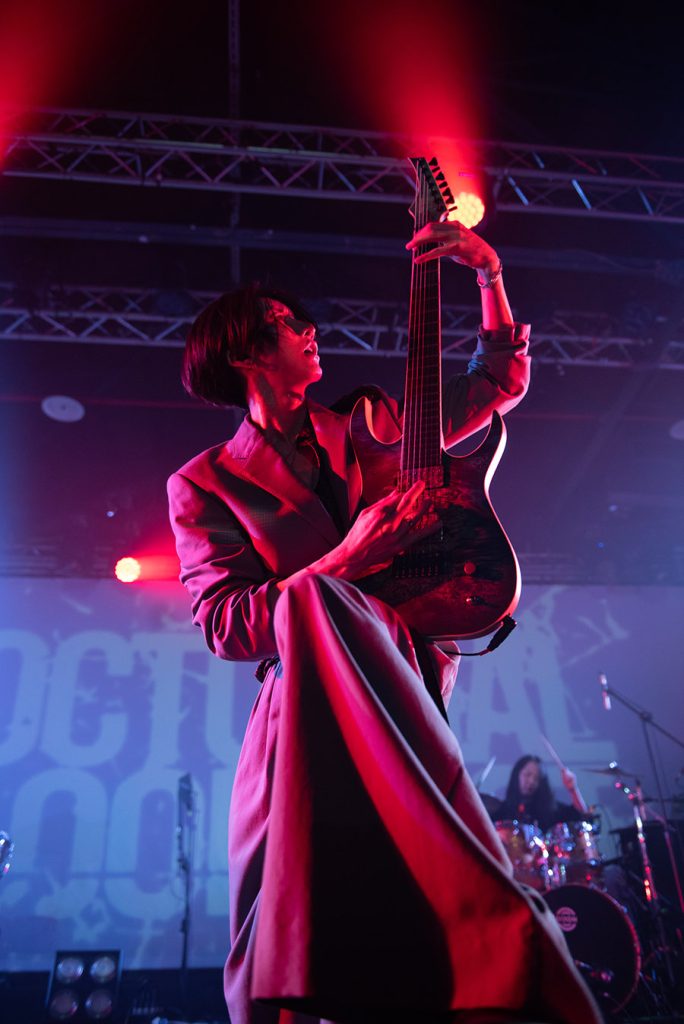 專訪 / NOCTURNAL BLOODLUST 卸下妝容轉身為本格金屬樂團的理由是？ - MeMeOn 迷迷音