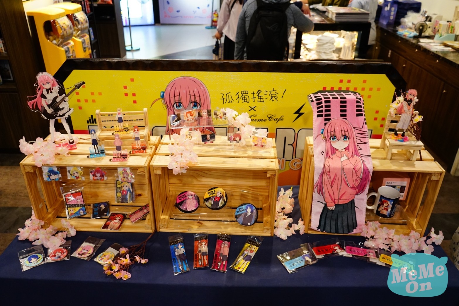 孤獨搖滾！ 主題咖啡搶先看 滿額500送特色寫真 - MeMeOn 迷迷音