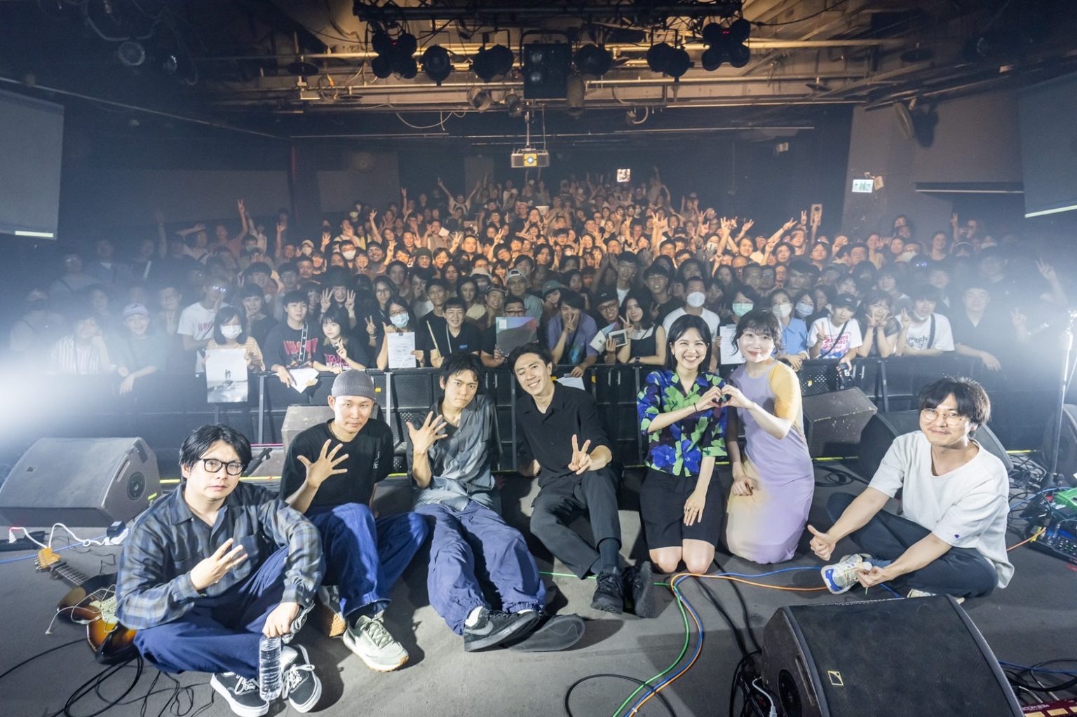 現場 / 日本樂團 揺らぎ 來台開專場行李超重 台語笑喊「錢歹賺！」 - MeMeOn 迷迷音