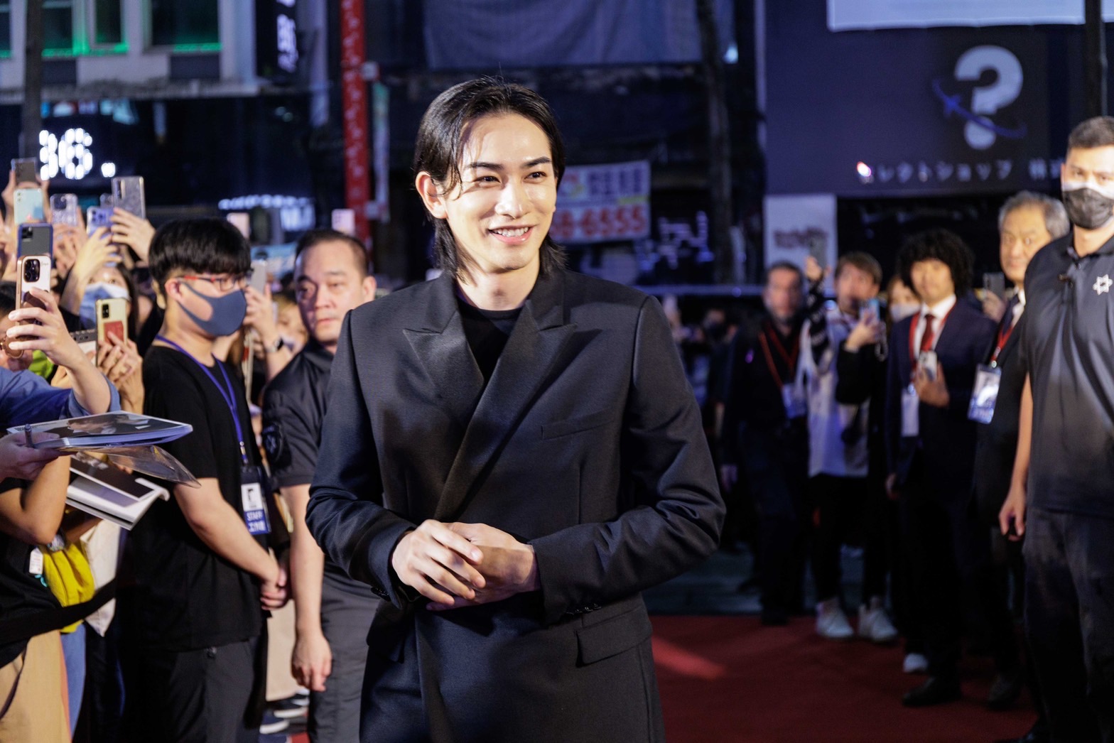 町田啓太 來台宣傳《電影版 勿說是推理》秀中文問粉絲：帥嗎？ - MeMeOn 迷迷音