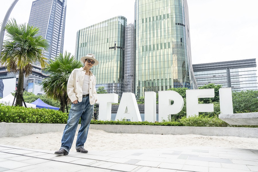 日本電音系爆發女聲 Reol 低調抵台！ - MeMeOn 迷迷音