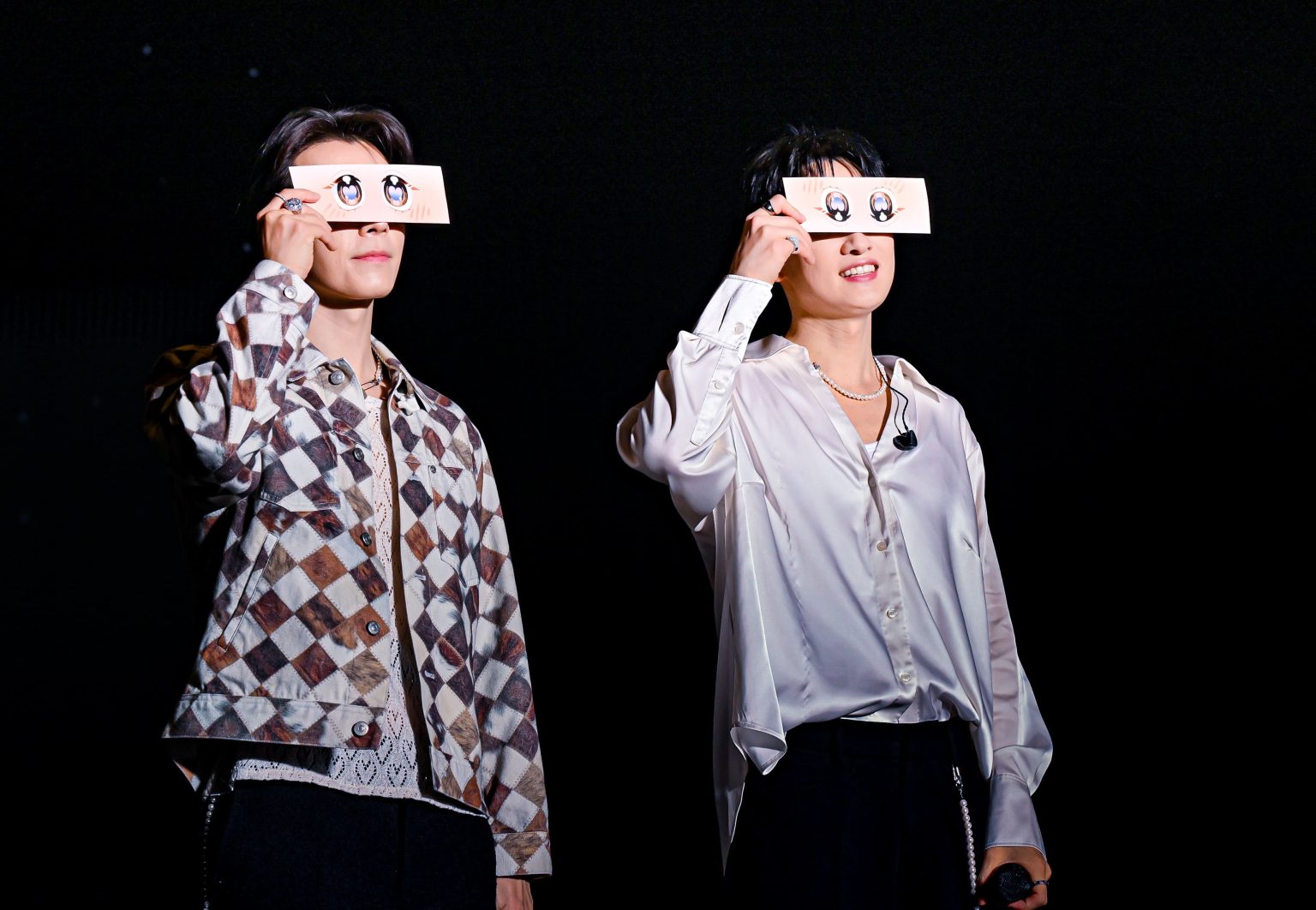 SJ D&E 高雄場第二日上半場詳細報導：銀赫、東海驚喜「逆應援」 現場隨興作曲〈隨便你〉 - MeMeOn 迷迷音