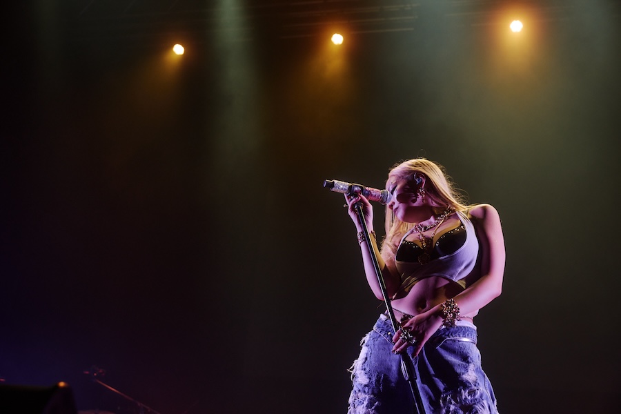 搖滾大神 HYDE 暌違五年發新專《HYDE [INSIDE]》，宣告 11 月來台！ - MeMeOn 迷迷音